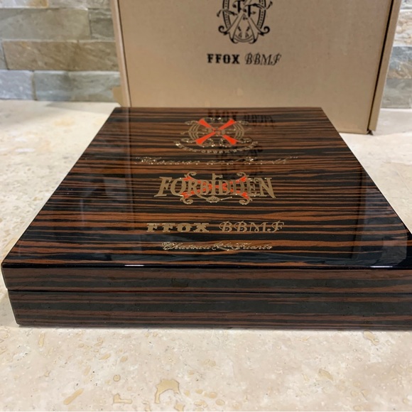 Other | Prometheus Ffox Bbmf Cigar Humidor 221 Limited Edition Fuente ...